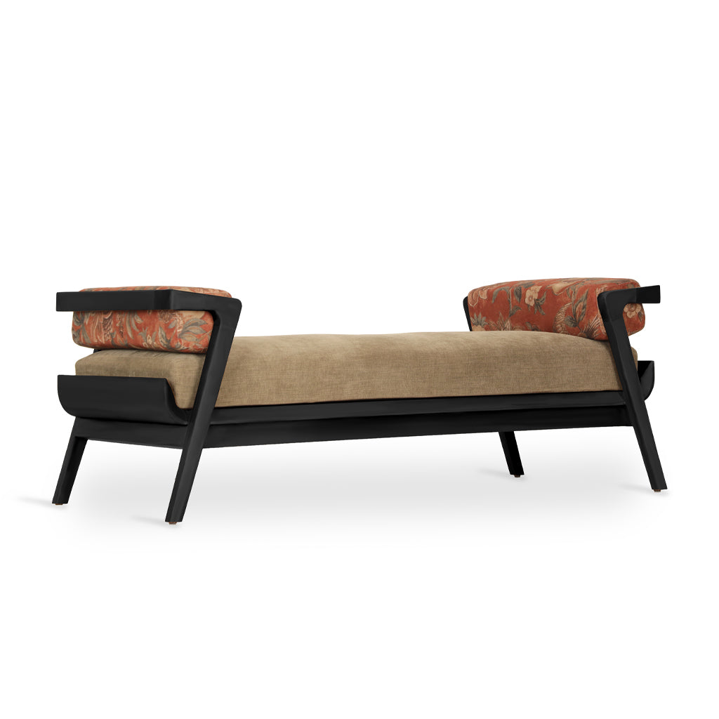 Yassi - Ash/Oak/Beech Daybed, Stained | Alankaram