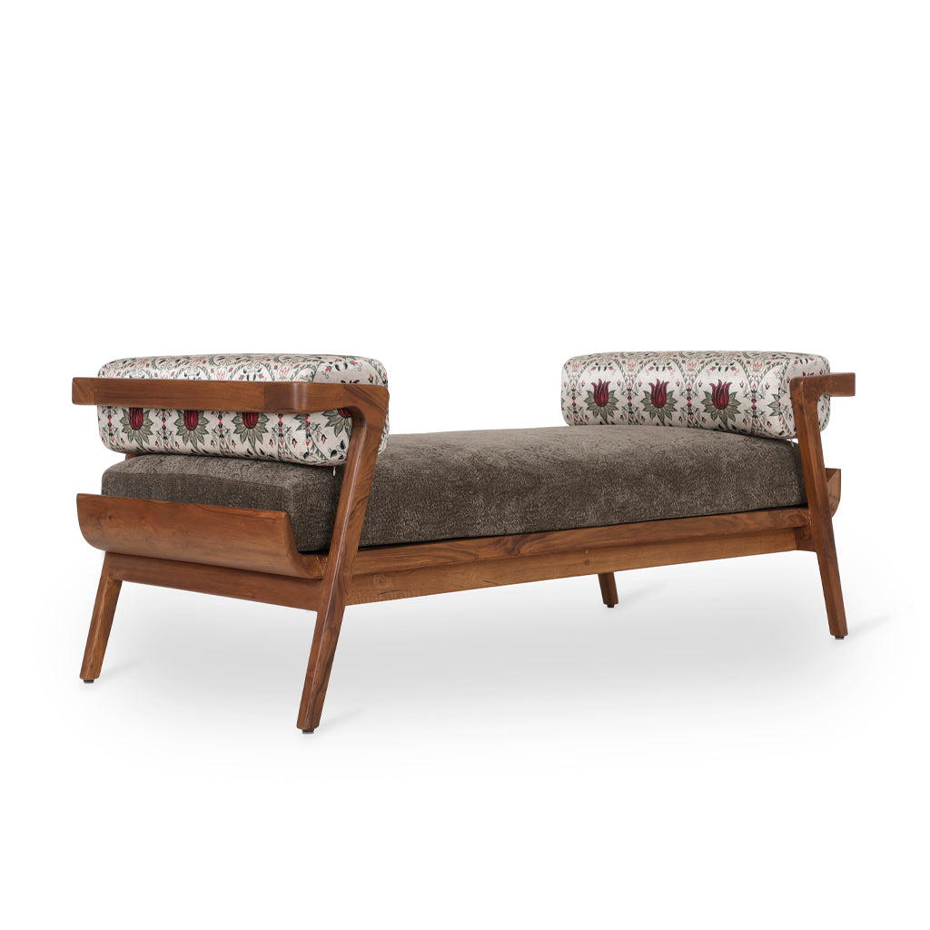 Yassi - Teak Daybed | Alankaram